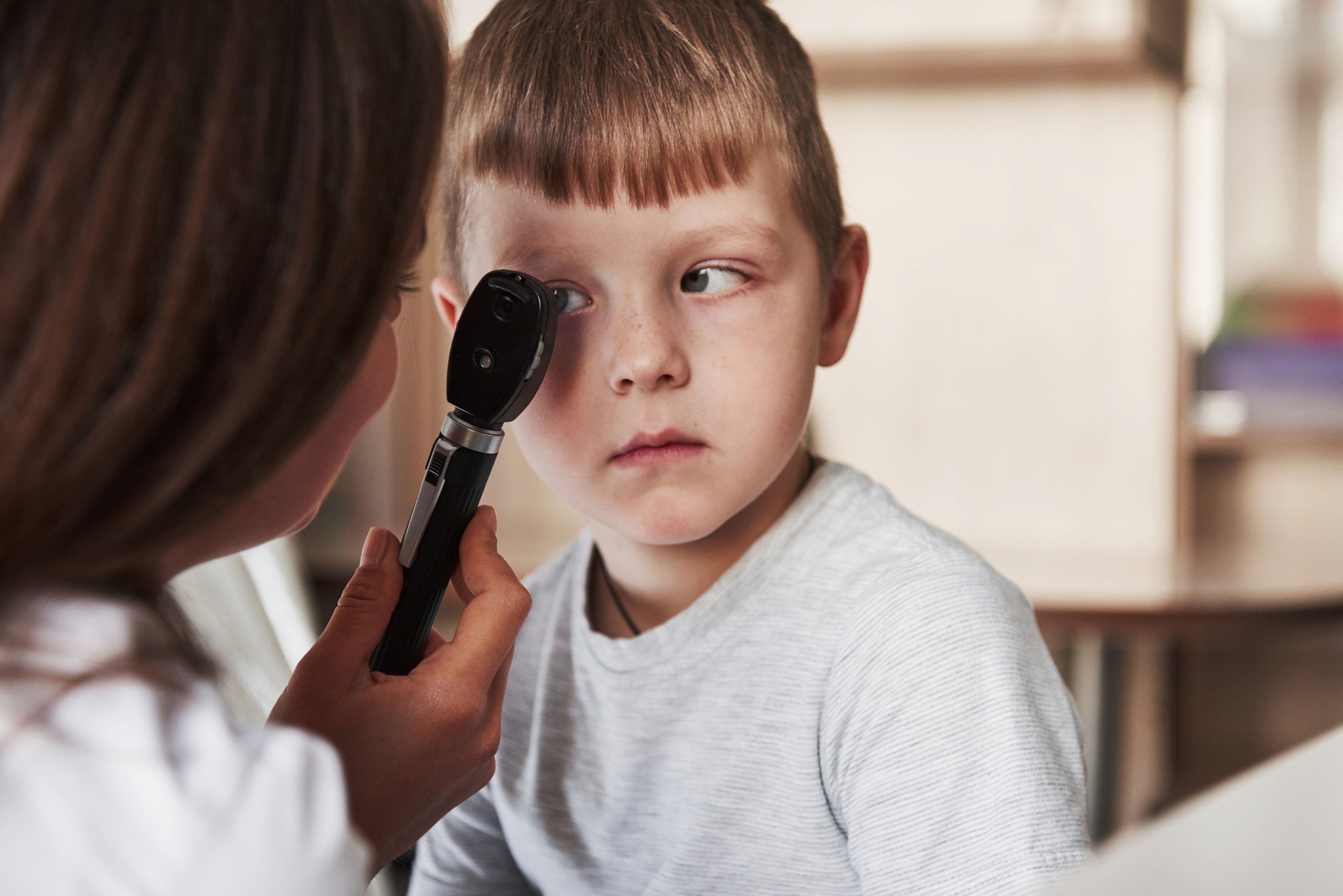 Traumas Oculares Na Inf ncia Como Prevenir E O Que Fazer Hoya Dicas
